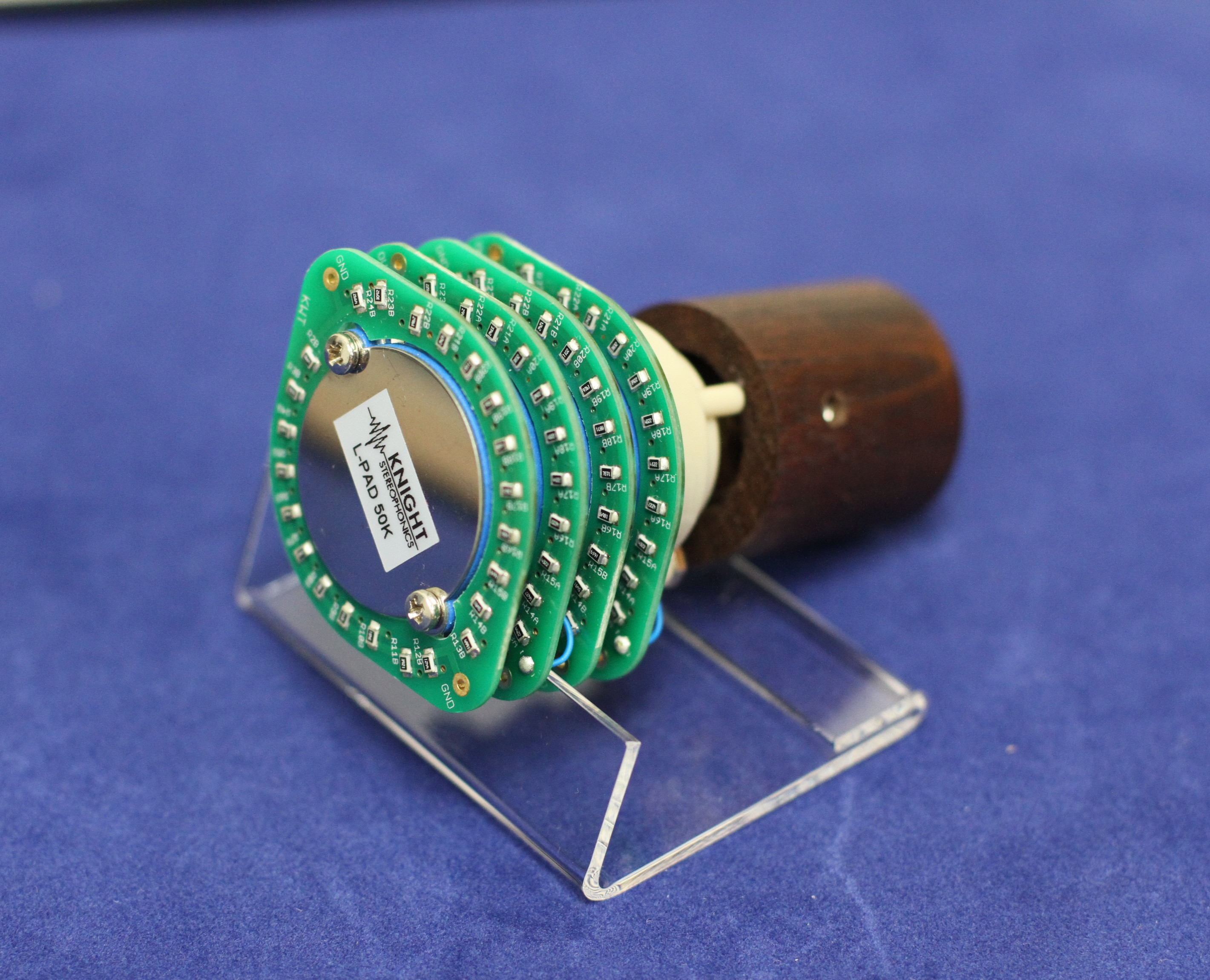 Stepped Audio Attenuator | Knight Stereophonics