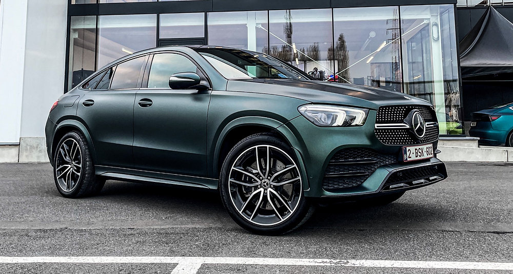 Mercedes GLE wrapped in PWF Matt Smaragd Green