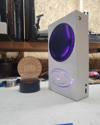 Customized Xbox Series S Bundle | Calvmaster's Customs