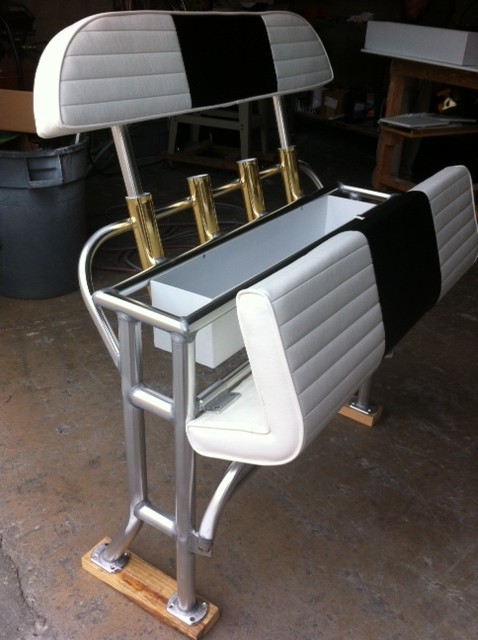 LEANING POST | secustommarine