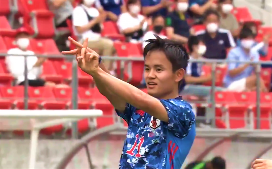 INSOLITO GOL DEL FUTBOLISTA JAPONES TAKEFUSA KUBO