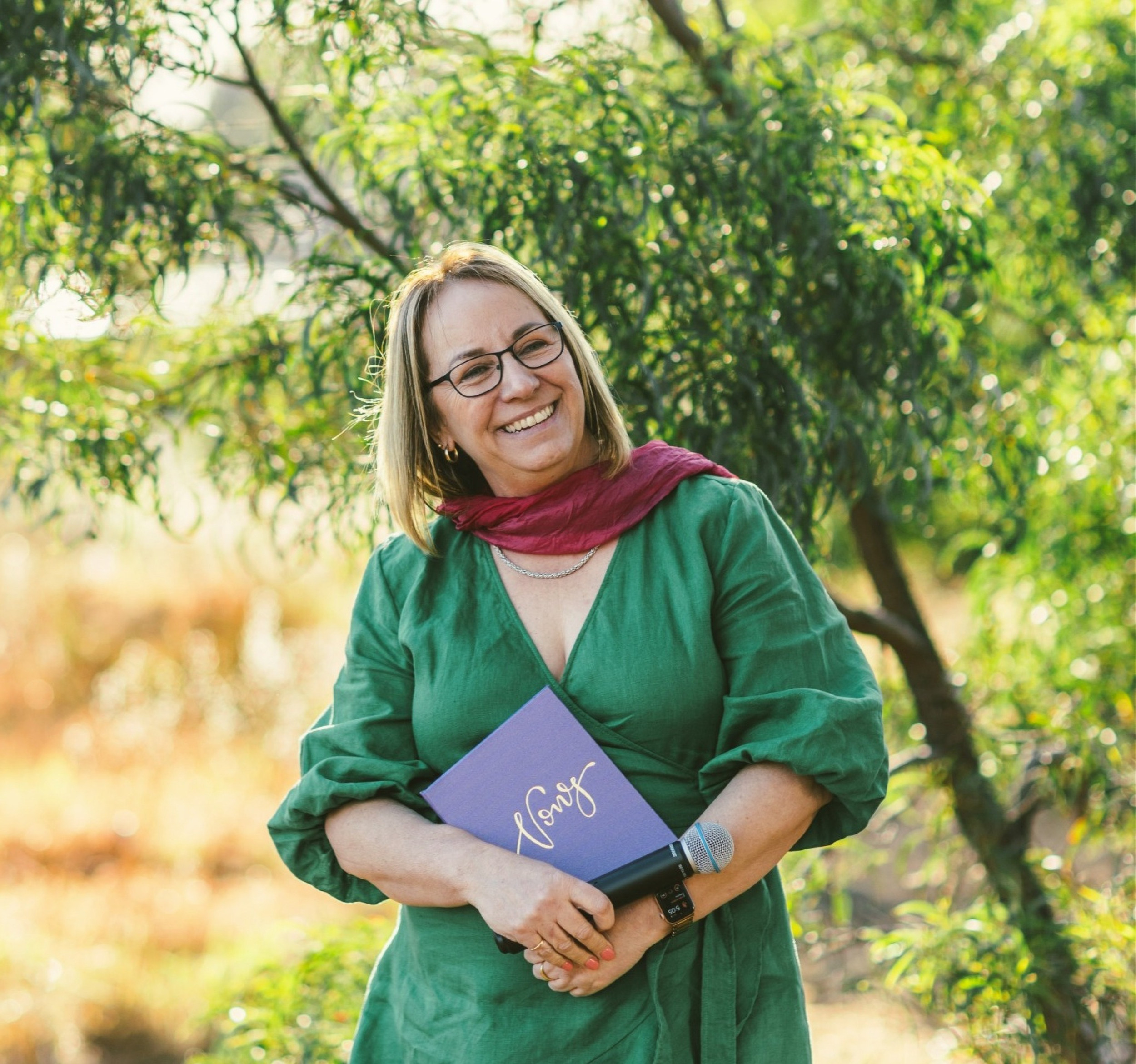 Annie Birch Wedding Celebrant