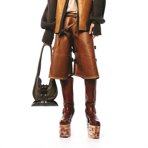 SS25 STABLE SHORTS | Leo Prothmann