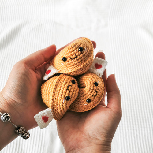 The Lunar New Year Series: Fortune Cookies [DIGITAL PATTERN ONLY] | EMI ...