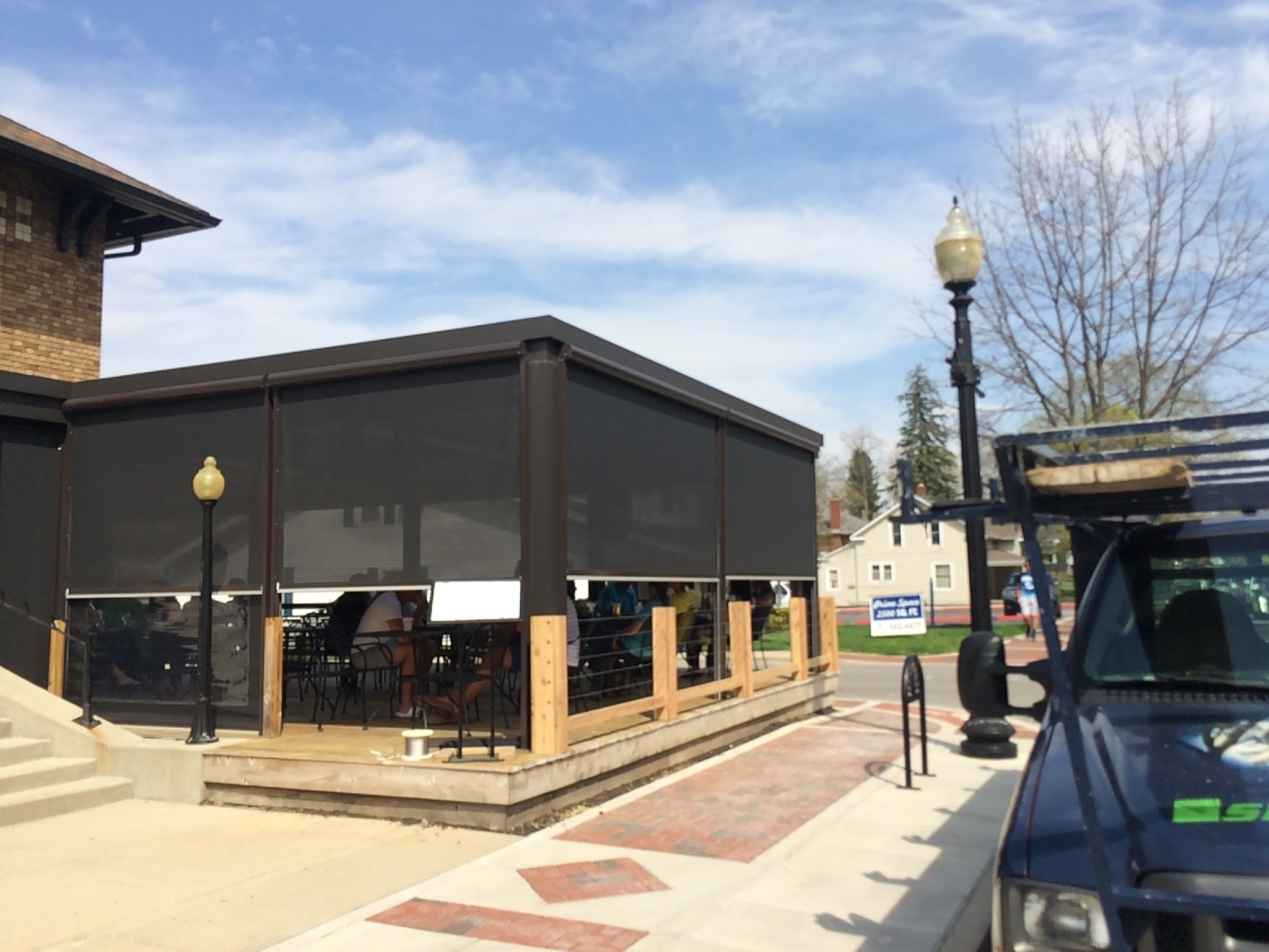 Vertical Drop Shades - Screens | Indianapolis, IN | Shade By Design