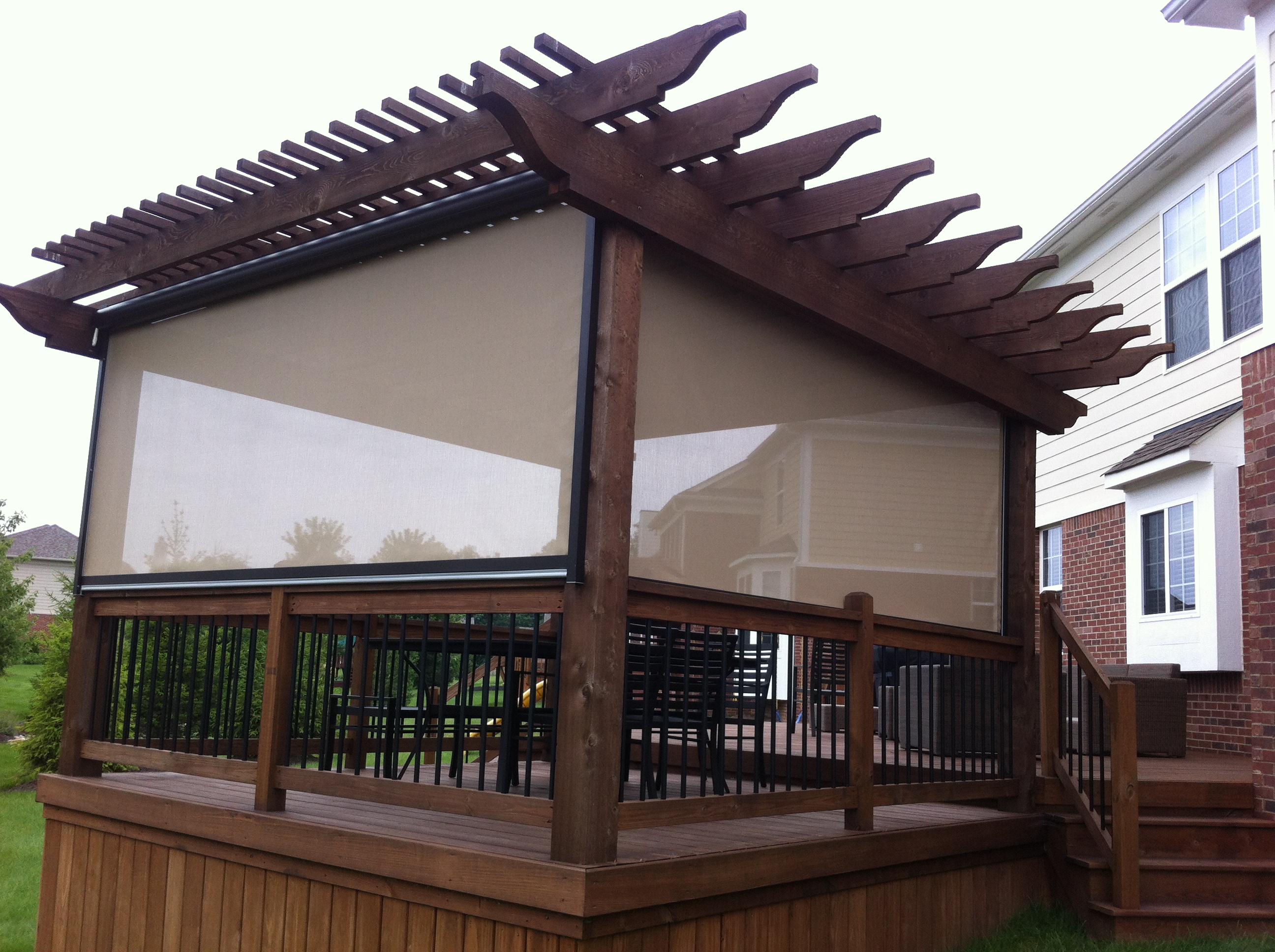 Vertical Drop Shades - Screens | Indianapolis, IN | Shade By Design