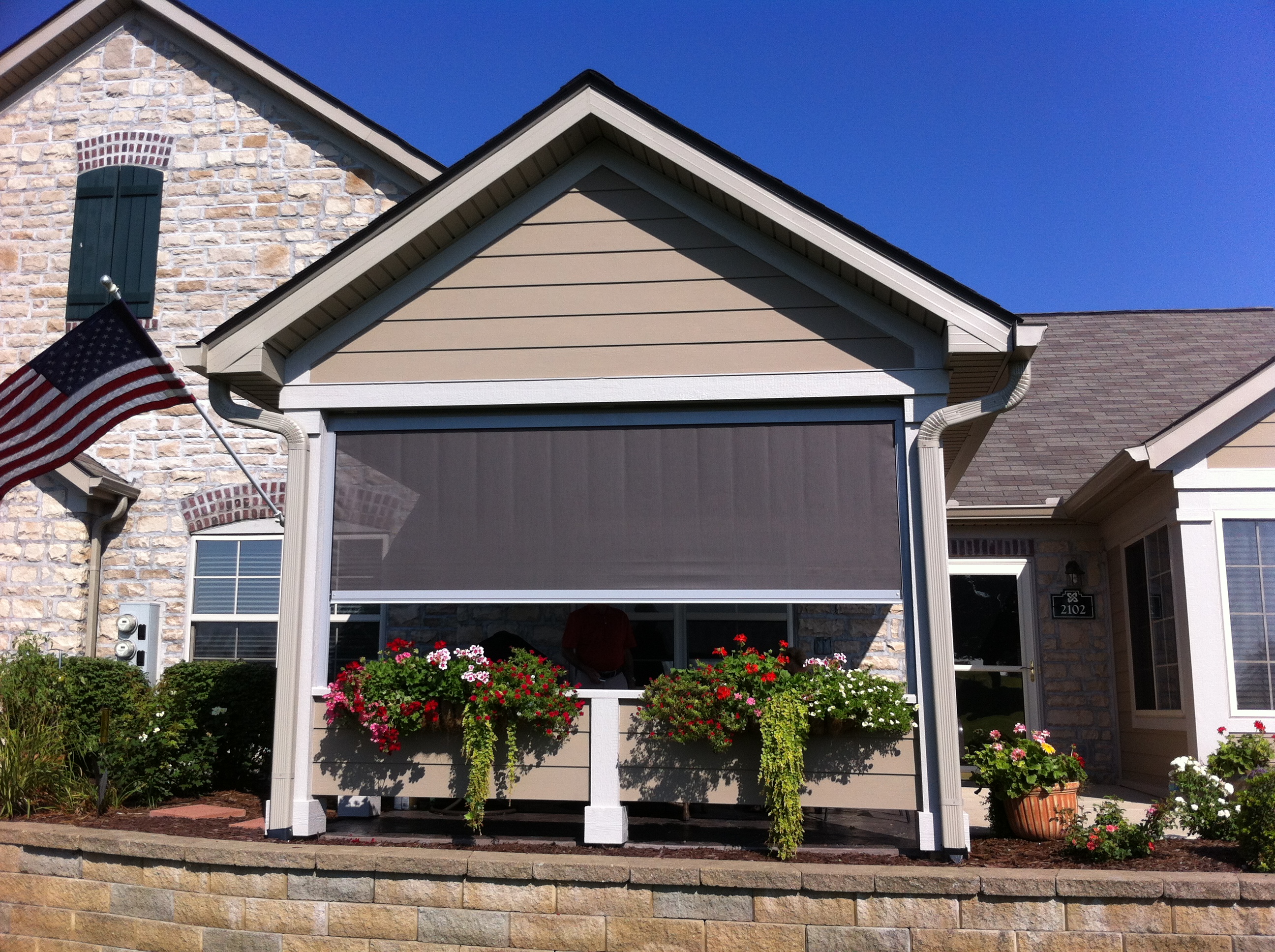 Vertical Drop Shades - Screens | Indianapolis, IN | Shade By Design