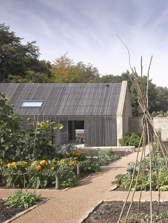 7 Ways to build a more sustainable home, Low impact housing in a modern ...