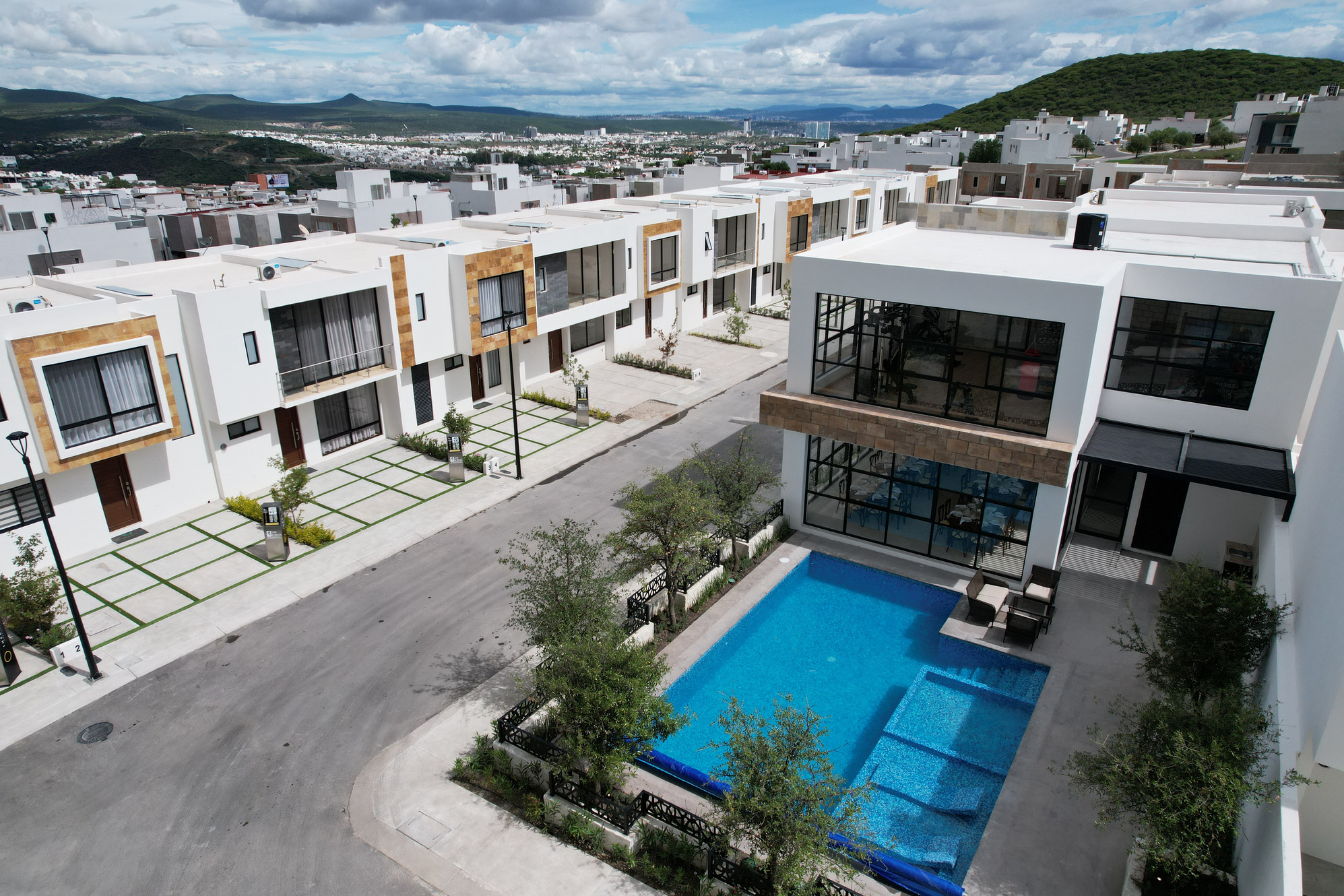 Nosotros | Los Robles Querétaro