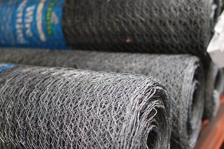 Wire Mesh Fencing | Galvanised Netting | Metal Mesh | Mastermesh Wire