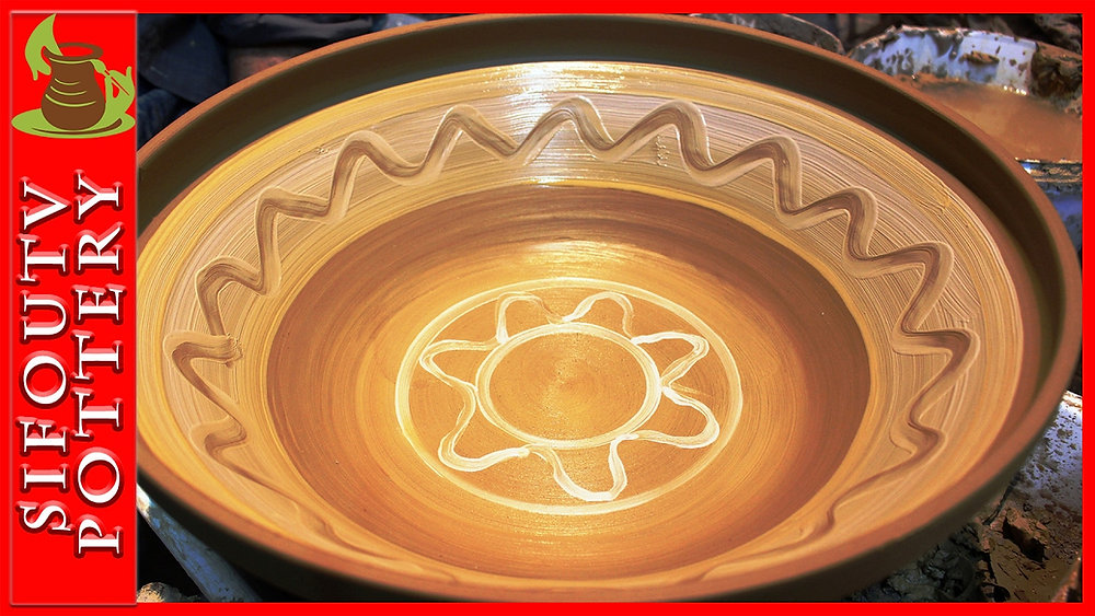How to Decorate with Slips -Decorating with slips a Large Bowl
