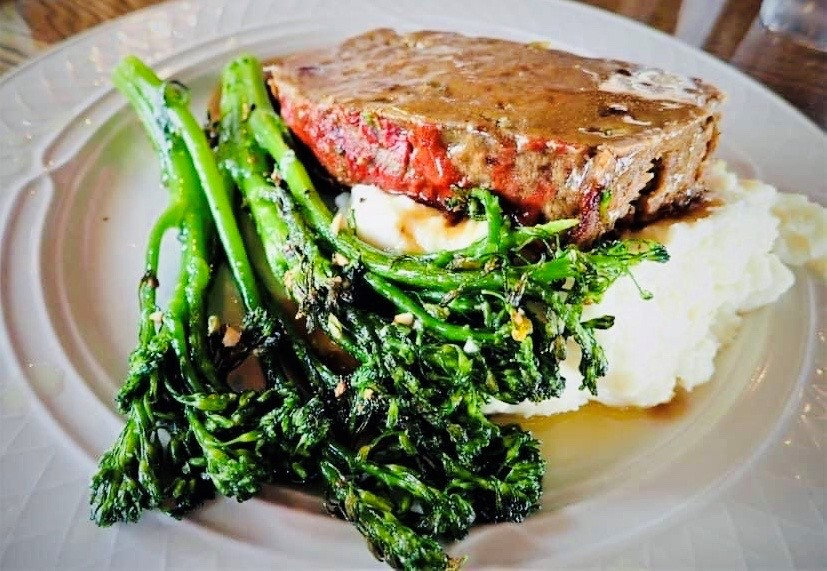 Top-notch food on the top of Snowshoe Mountain