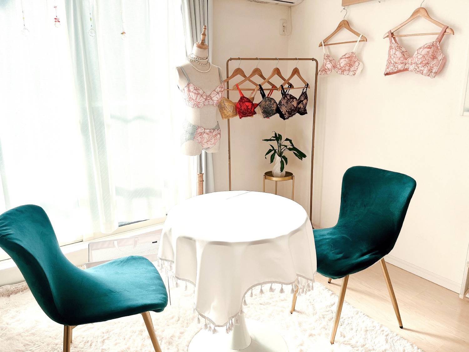 バストアップ＆ケアならPrivate salon Leaves @広尾・恵比寿・白金