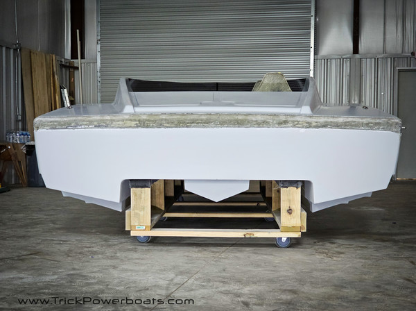 Trick Powerboats | Outboard Catamaran