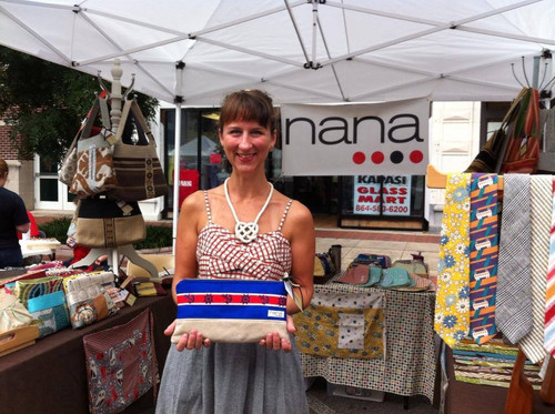 Sally Boyle Peek of Nana Bags Wearing The Hammock | heart-knot