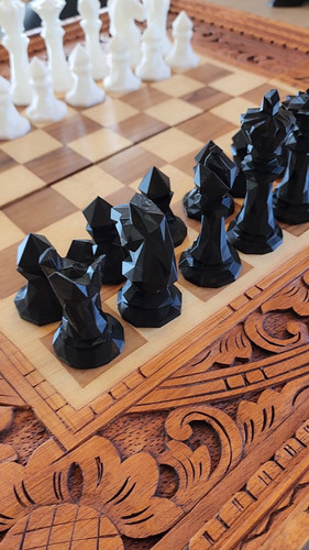 Geometric Chess Set | Black Rook Creations