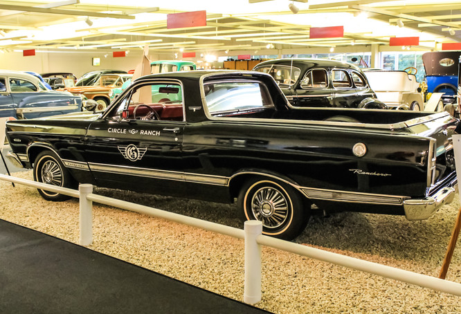 Antique Car Exhibits | Museum of Automobiles | Arkansas, United States