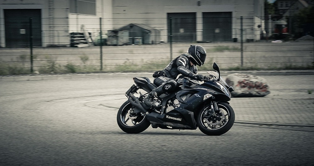 Motorcycle Cornering Tips: A Comprehensive Guide to Riding Safely and ...