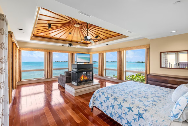 Little Conch Key Ocean Estate l Wedding Venue Florida Keys