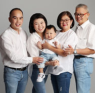 tiny poses photography studio