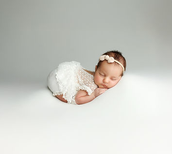 tiny poses photography studio