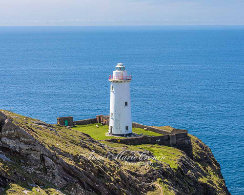 Ardnakinna Lighthouse, Bere Island, Beara, West Cork Ref:2729 | Anne ...