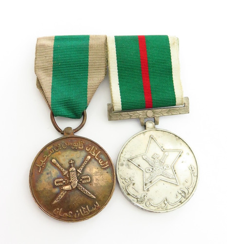 Oman Medal Pair on Bar | Reds Militaria