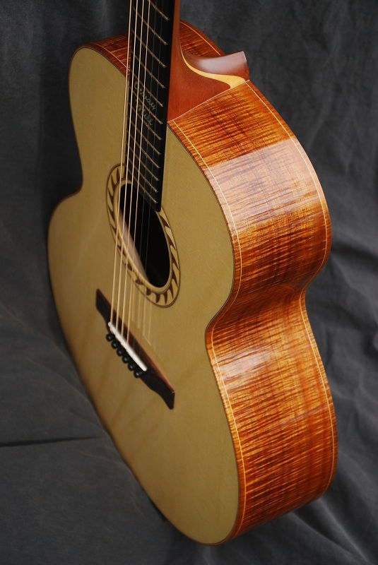 Gallery | Melbourne VIC | Daniel Hoban Guitars