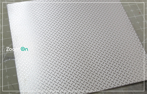 ZT027 Aluminium chequer plate | zoomonmodel