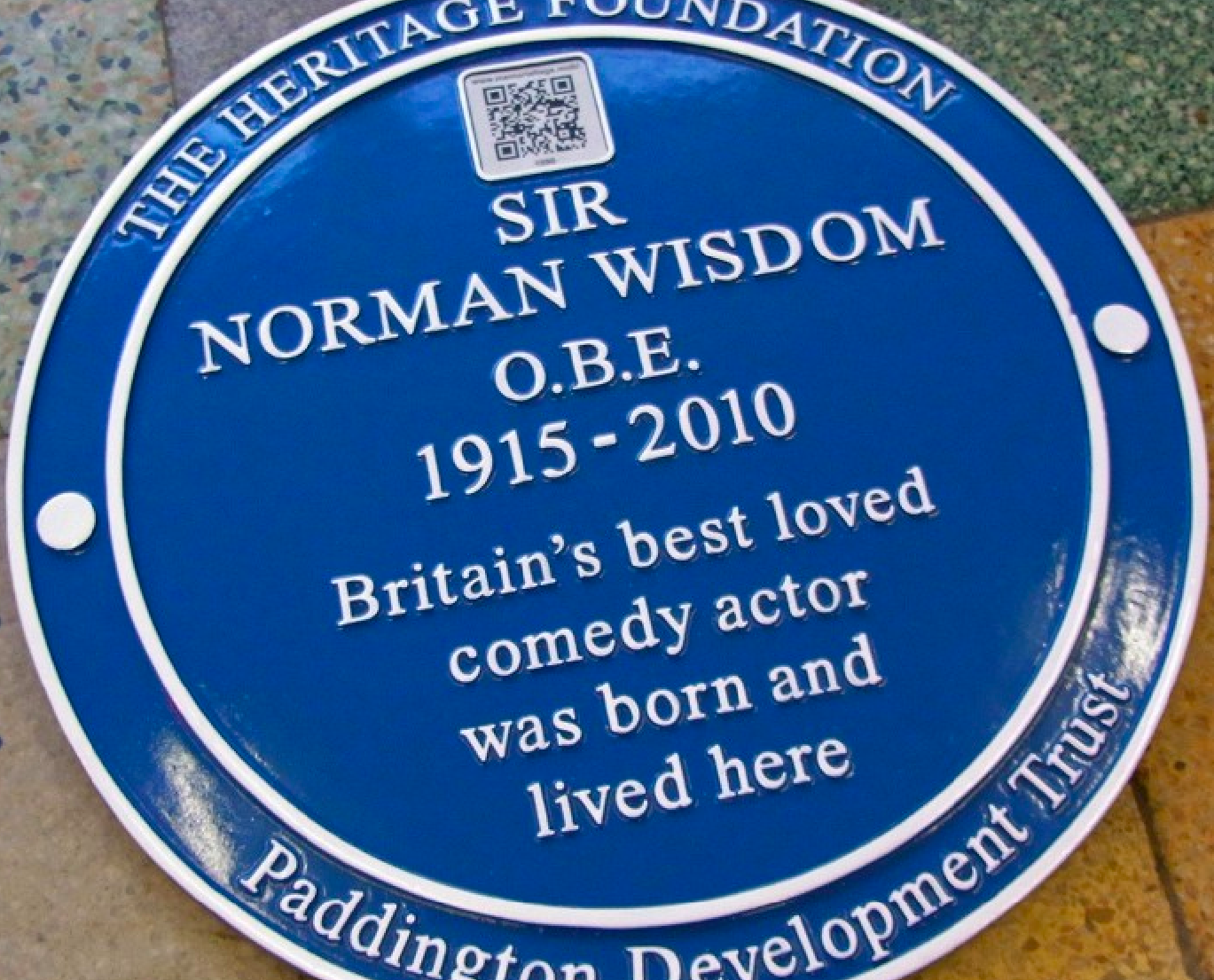 Commemorative Blue Plaques Crafted with more than 140 Years of Expertise.