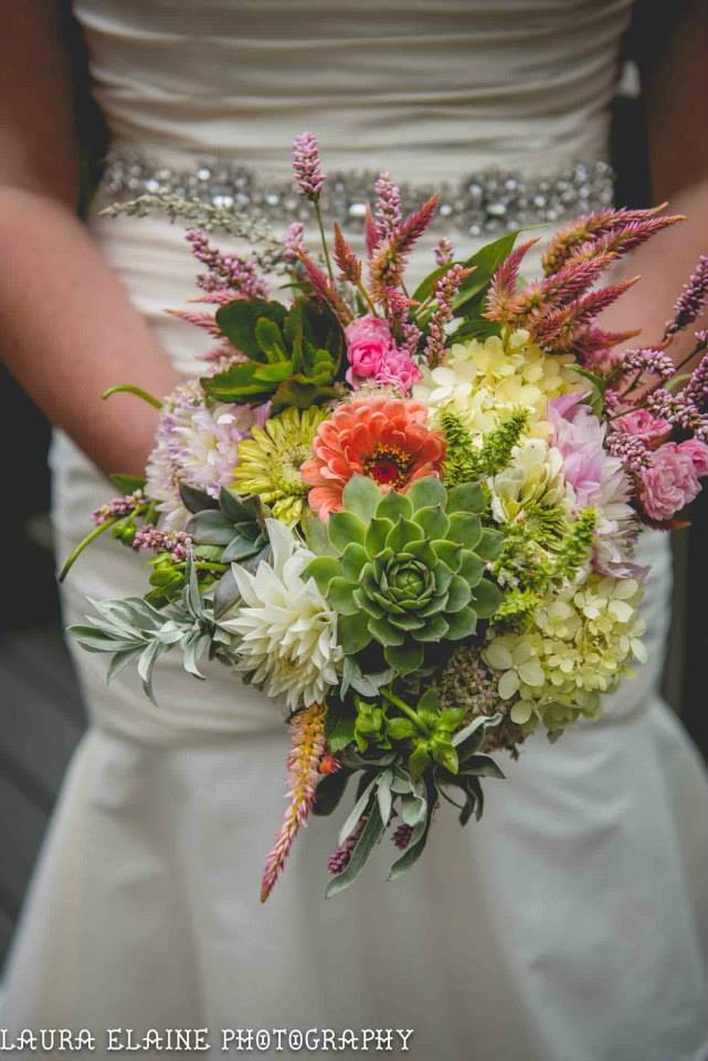 Wedding florist in Kentucky | Hazelfield Farm |Wedding florist in Ohio