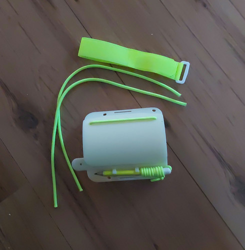 Arm slate, glow in the dark | Dirty Divers