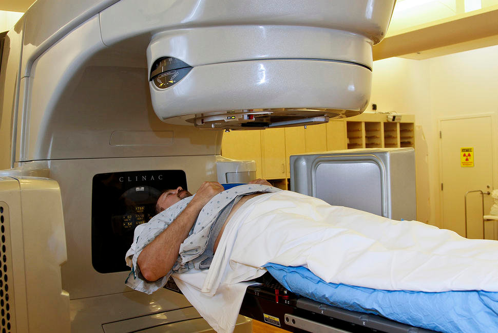 Fewer, slightly higher dose radiation therapy effective for prostate cancer