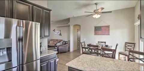 Hilleary - Lake Havasu House | Parker Queen