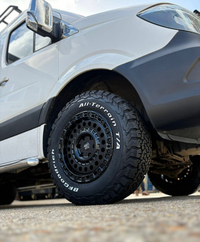 1x 16” ROGUE ROCKY BLACK 8000KG LOAD RATING | ROGUE ALLOY CO LTD