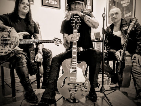 HOME | StephenPearcy