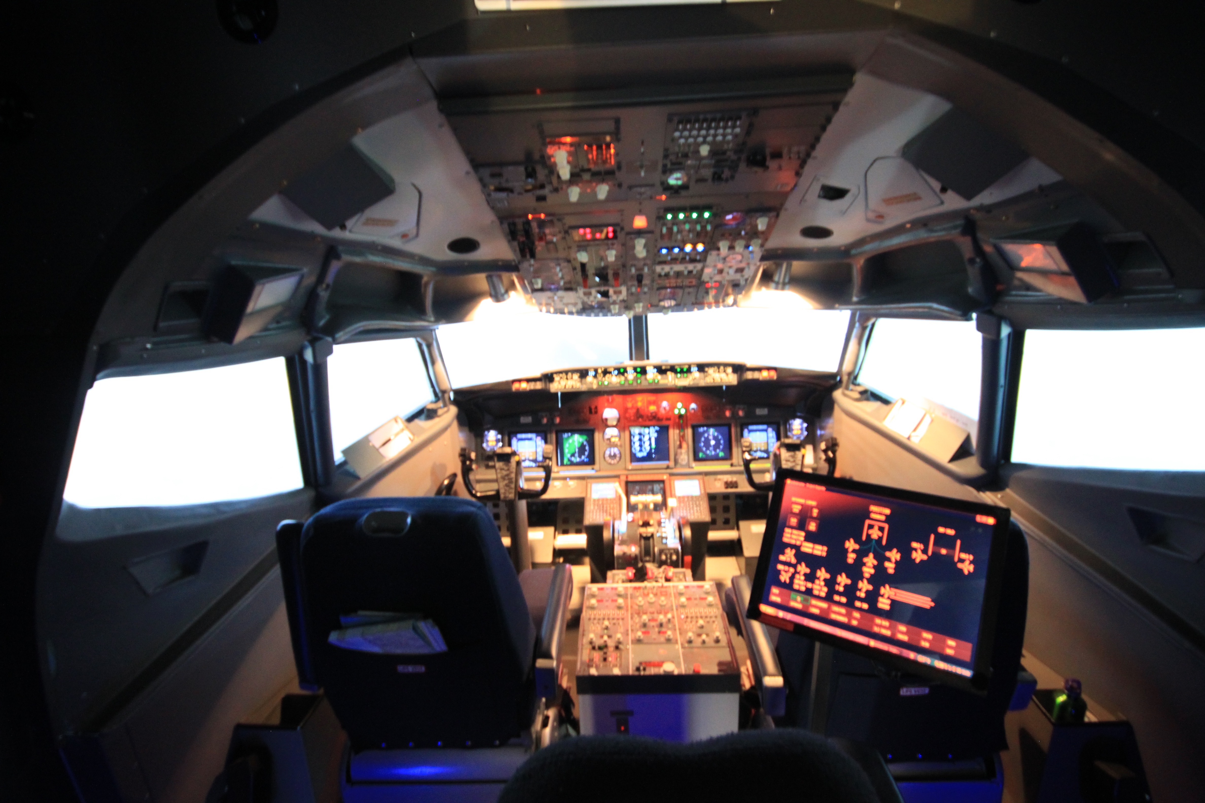 Fly A Simulator - Boeing 737-800 Full Motion Flight Simulator Sydney