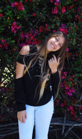 Fullscreen Page | Liliac Band