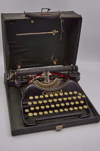 1927 Corona Four Typewriter | Coins & Stuff
