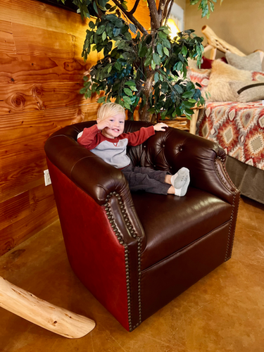 Colchester Swivel Chair | Log Beds
