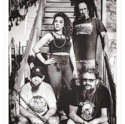 Entertainment | Peach's Grill