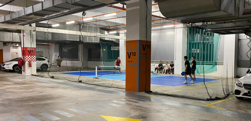 Pickleball Court Let's Pickleball Rental & Hosting | Indoor & Outdoor ...