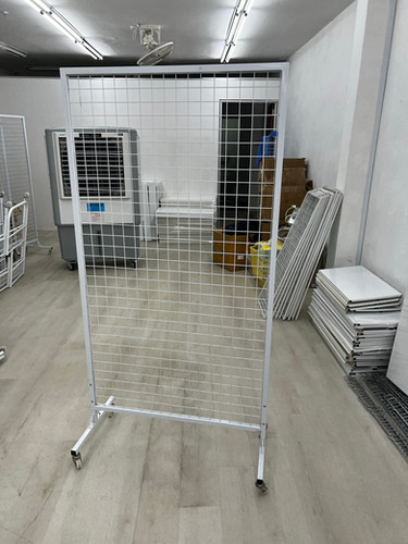 Used Wire Mesh Stand | Used Rack Shop