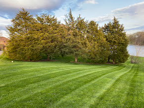 Lawn Mowing Columbus Indiana | Wilson Lawn Care Service