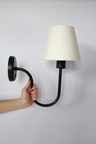 Luca Sconce Black | Taryn Flanagan