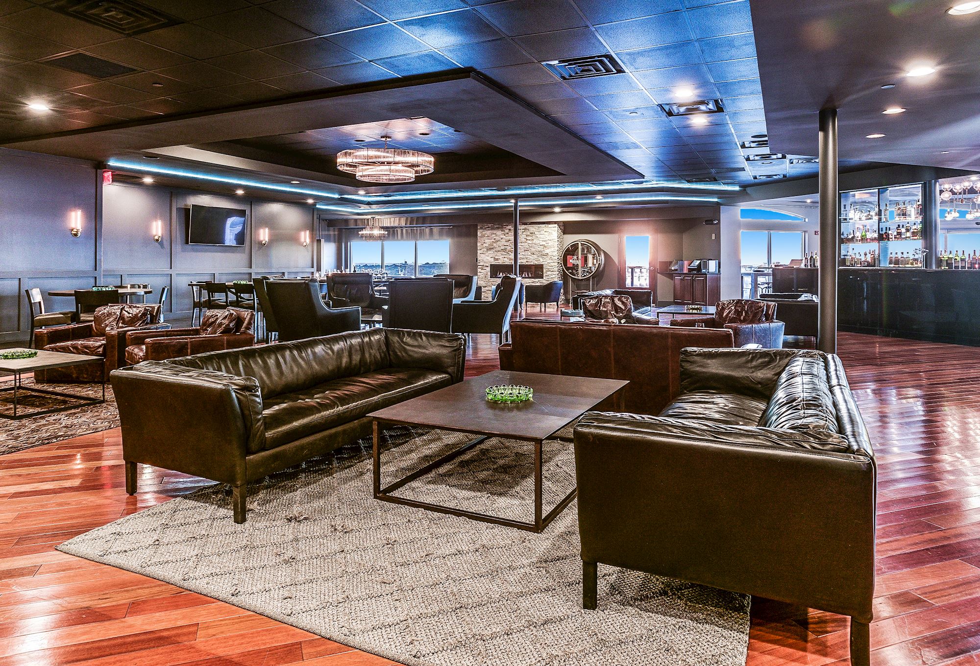 Cigar Lounge | 23 Cigar Bar and Restaurant