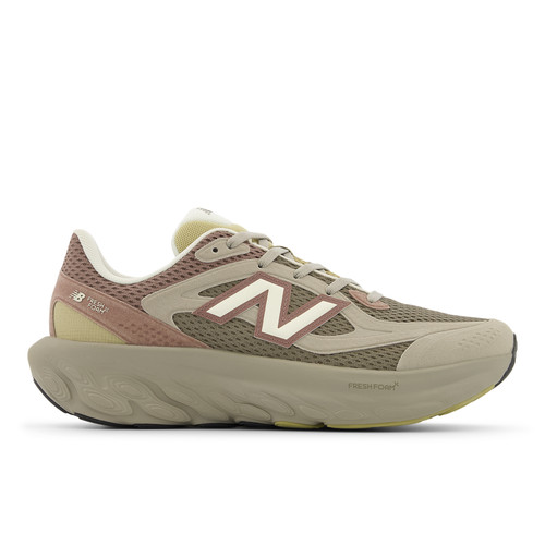 New Balance Freshfoam Sneaker UTRNAC | arid stone/earth shadow | Evolve ...