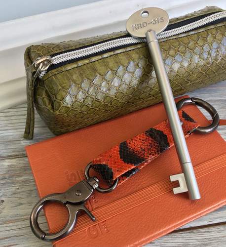 תיק איפור מלי | so-handbags