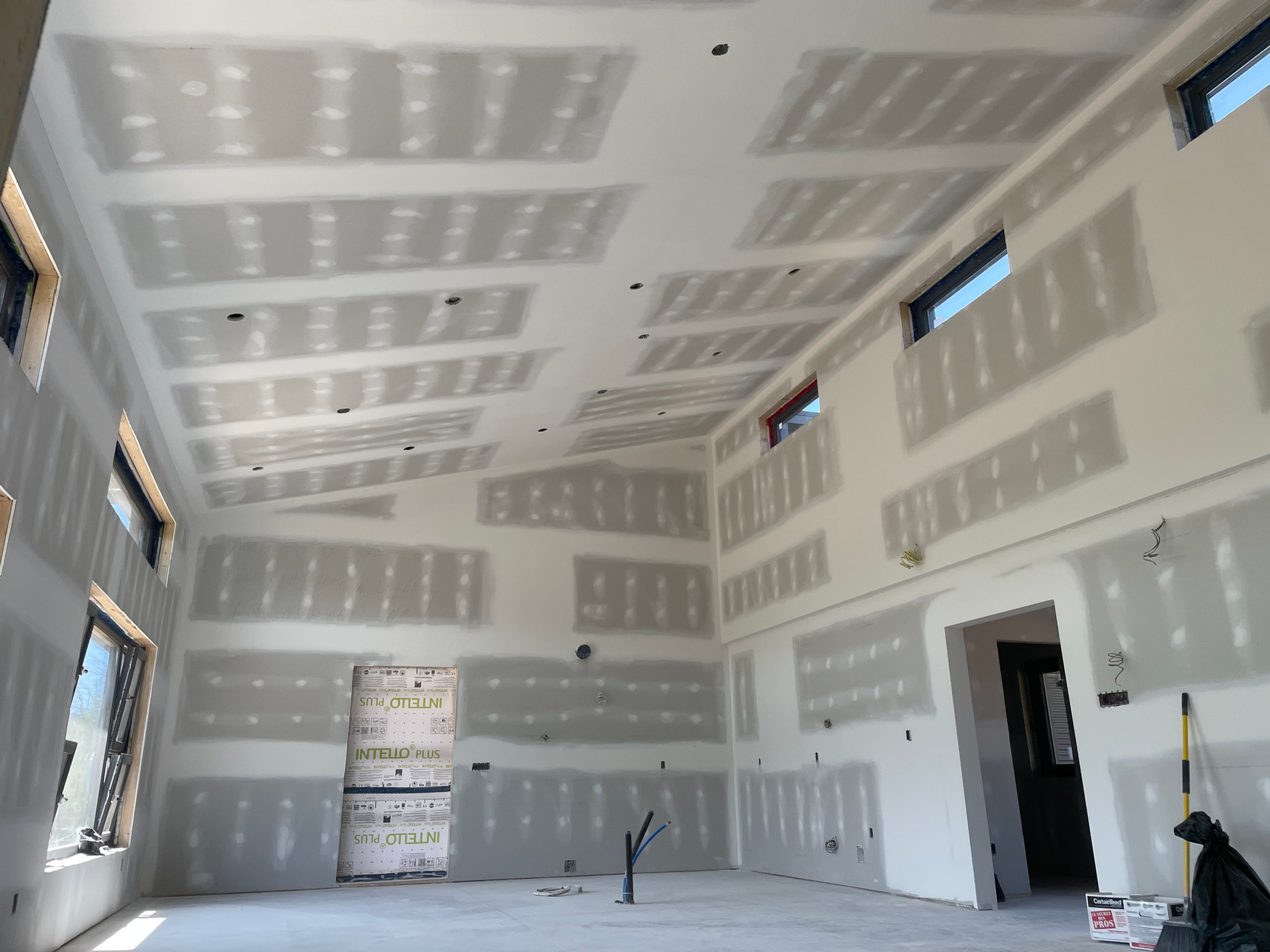How to Achieve Professional Drywall Taping and Drywall Mudding