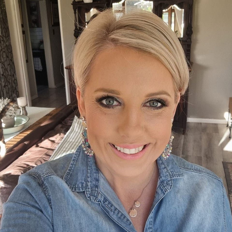 Zuléka Smit - A Teacher with a Passion for Life and Youth | The Go-To Guy